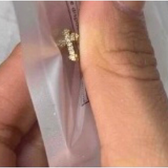 Trendy boutique | Jewelry | 2g Gold Cz Cross Nose Ring L Shaped Piece Nwt | Poshmark